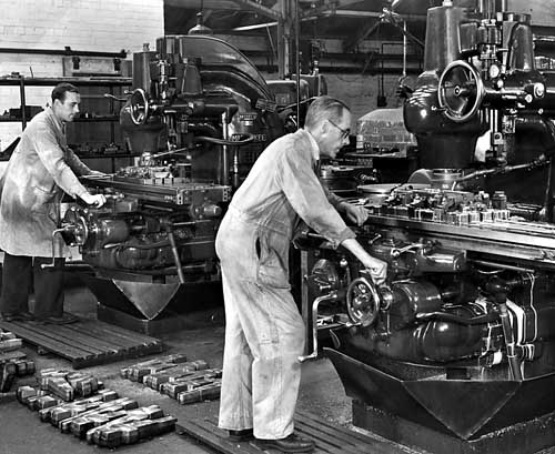 Industrial Revolution Factory Workers Men